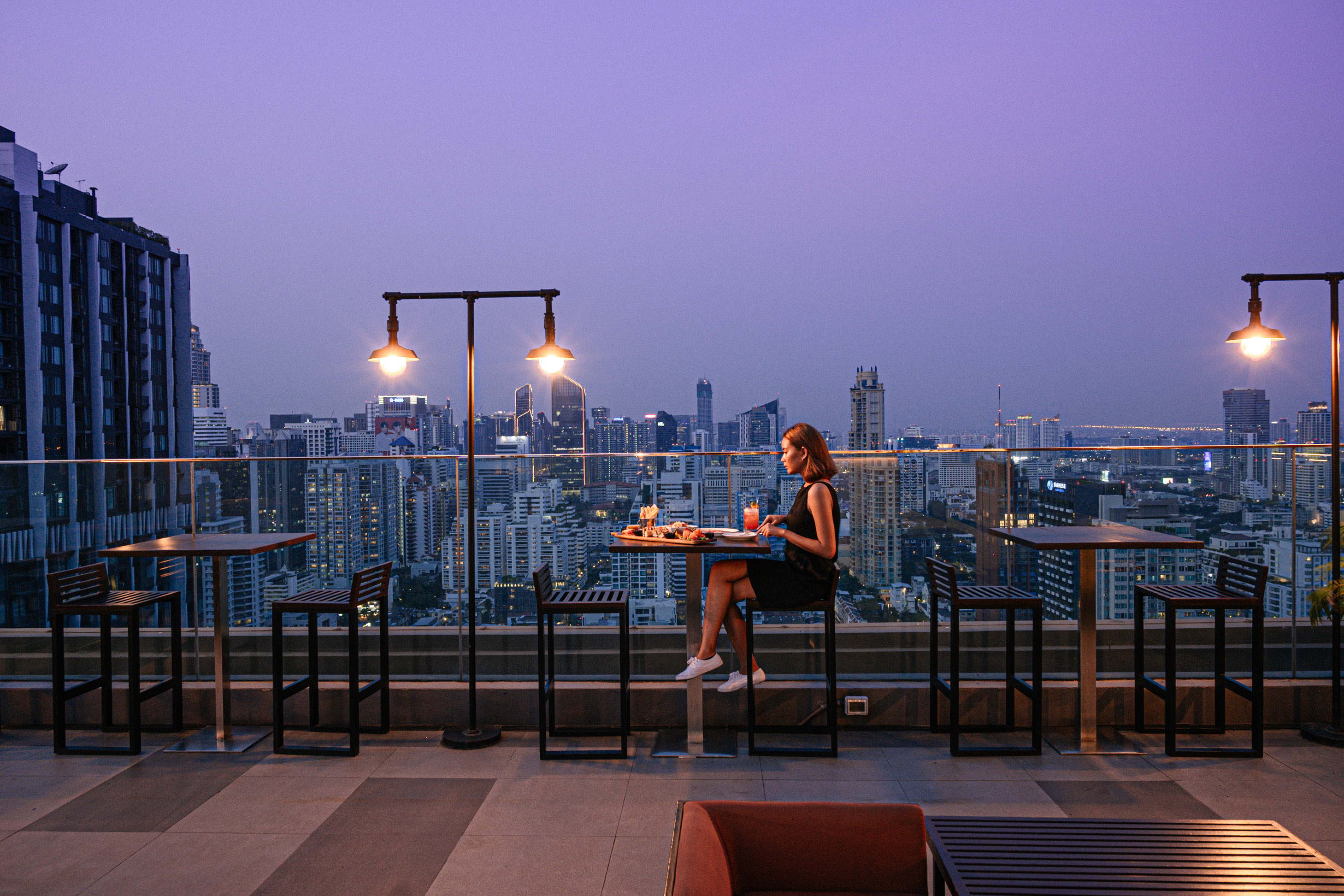 Brewski Rooftop Bar - Free Flow With Food l Hungry Hub | Hungry Hub