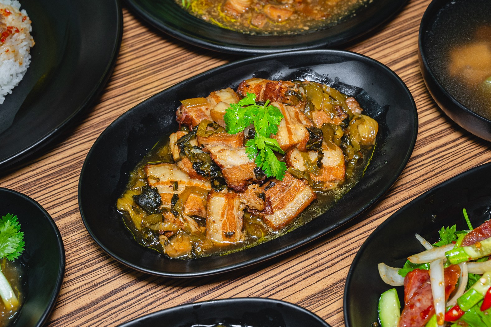 Yunnan (Chon buri) | Authentic Chinese Cuisine - Scenic Dining | Pattaya | Hungry Hub