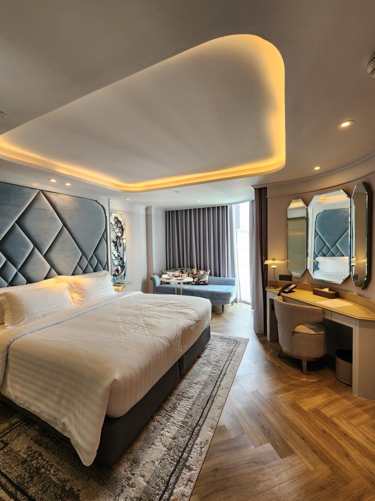 The Salil Hotel Riverside - Bangkok Staycation Review by Apinya W ...